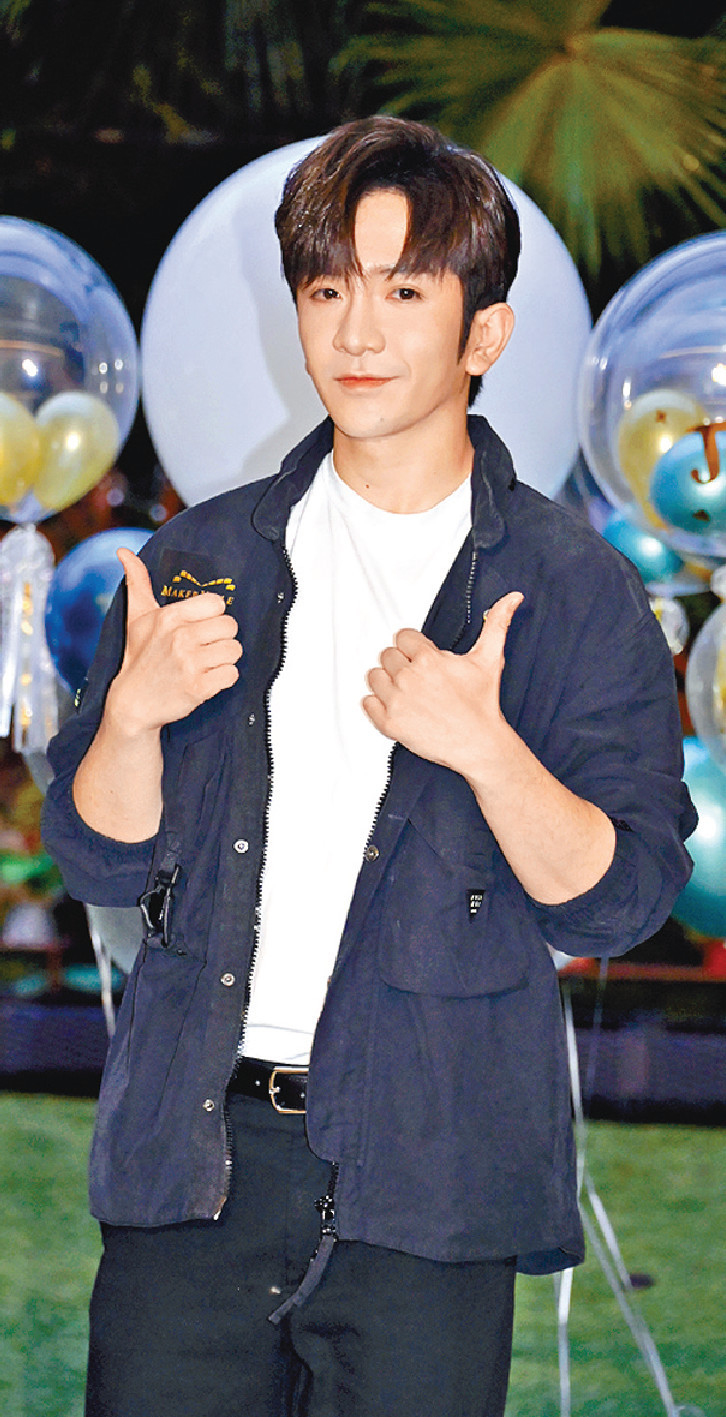 MIRROR賣飛混亂鏡粉一肚氣 Anson Lo勤力「蒲頭」安撫粉絲 | Headlife | 頭條日報